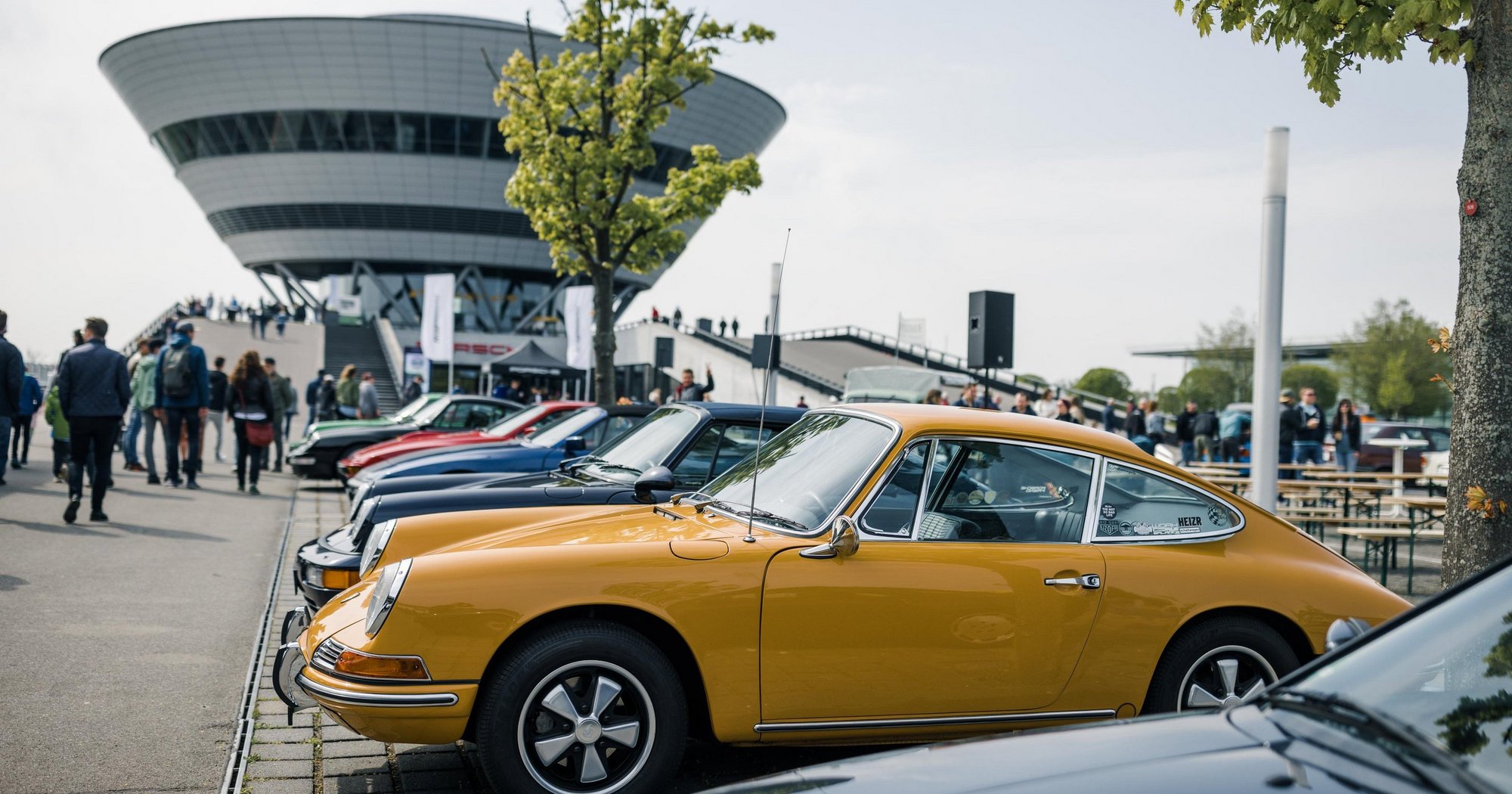 Old Porsche Cars Review: Driving A Classic Porsche 911 That's Better