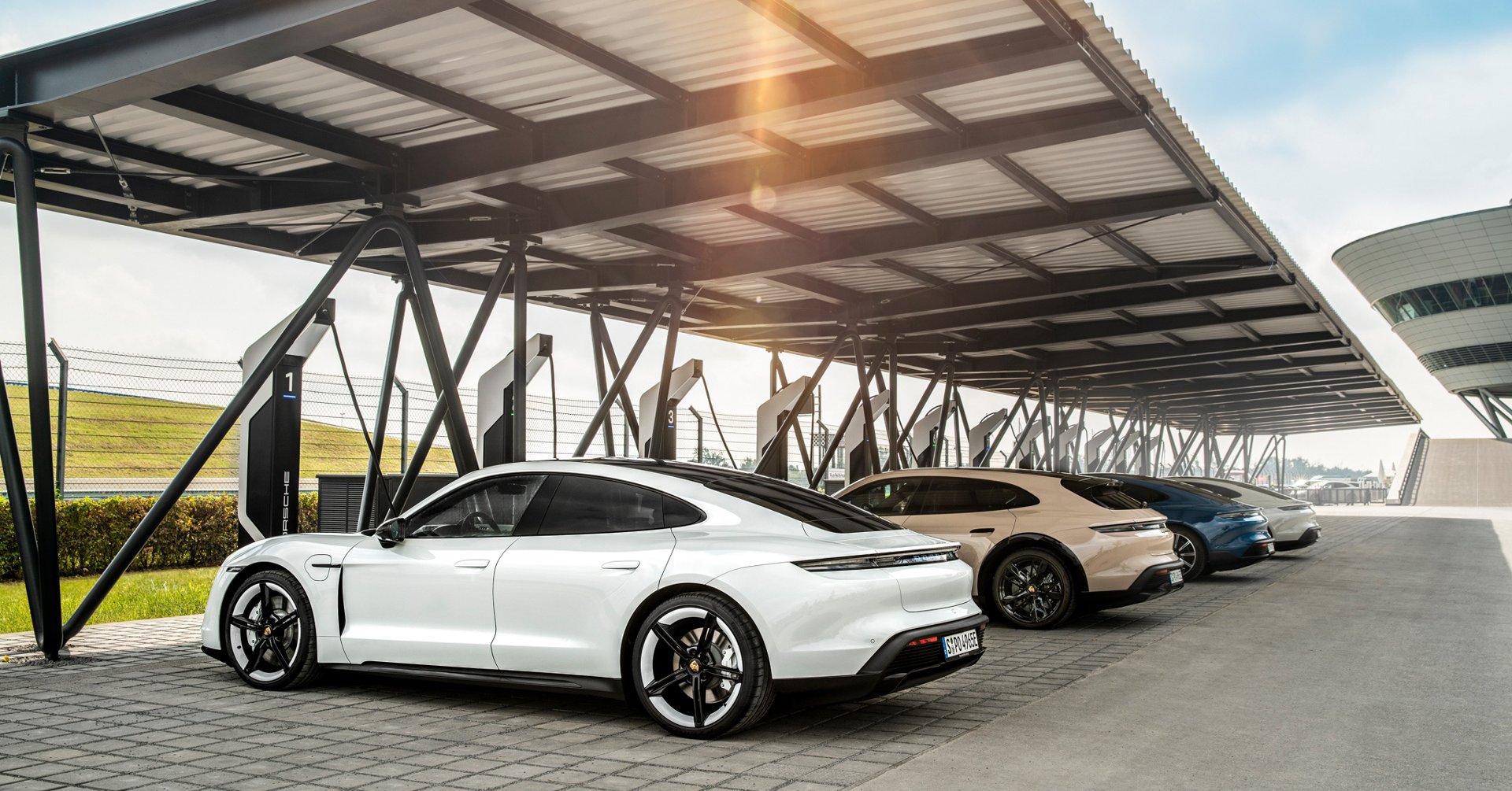 Porsche Charging Hub